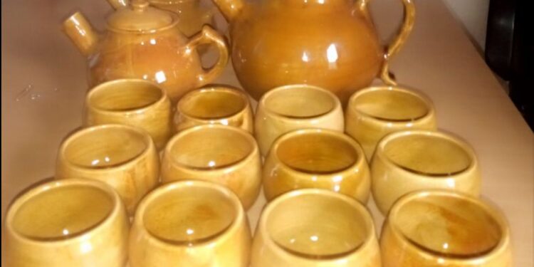 Inganzo pottery igisubizo ku bantu mu kunda ibikoresho bya gisirimu ...