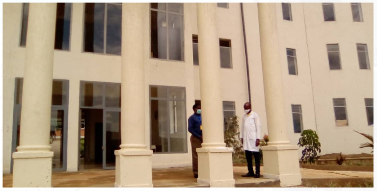 Gukorera ku mihigo ni byo bifasha ikigo cy’amashuri cya Blue Lakes ...