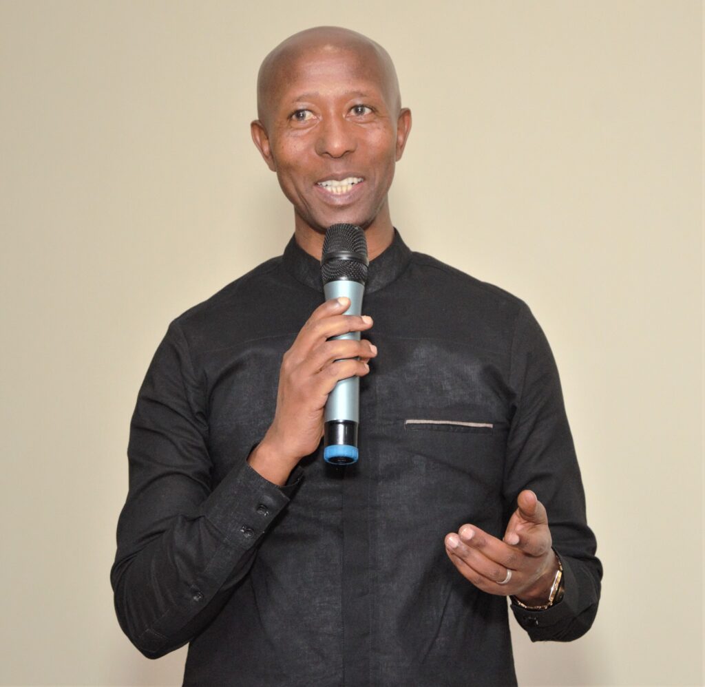 Uretse no mu ishyaka ryacu nta n’ahandi wabona uwasimbura Nyakubahwa ...