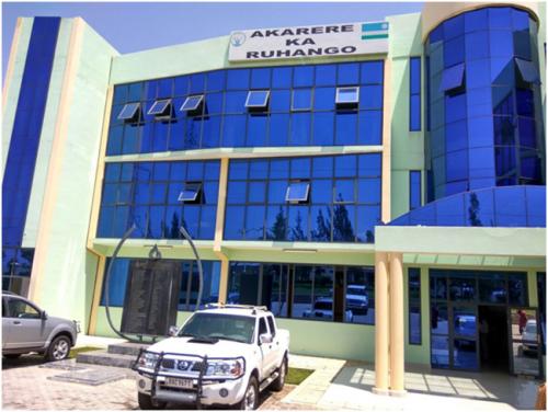 Akarere ka Ruhango kakebuye umudugudu wari warishyiriye ho amategeko ...