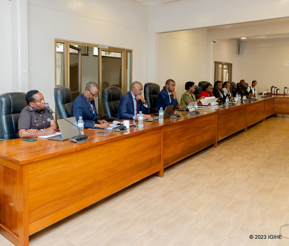 Amabere ni imyanya ndangagitsina? Ihurizo rikomereye Abadepite – igisabo.rw