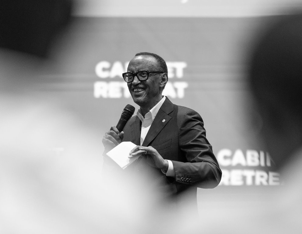 Perezida Kagame yasabye abagize Guverinoma guhoza umuturage ku isonga ...