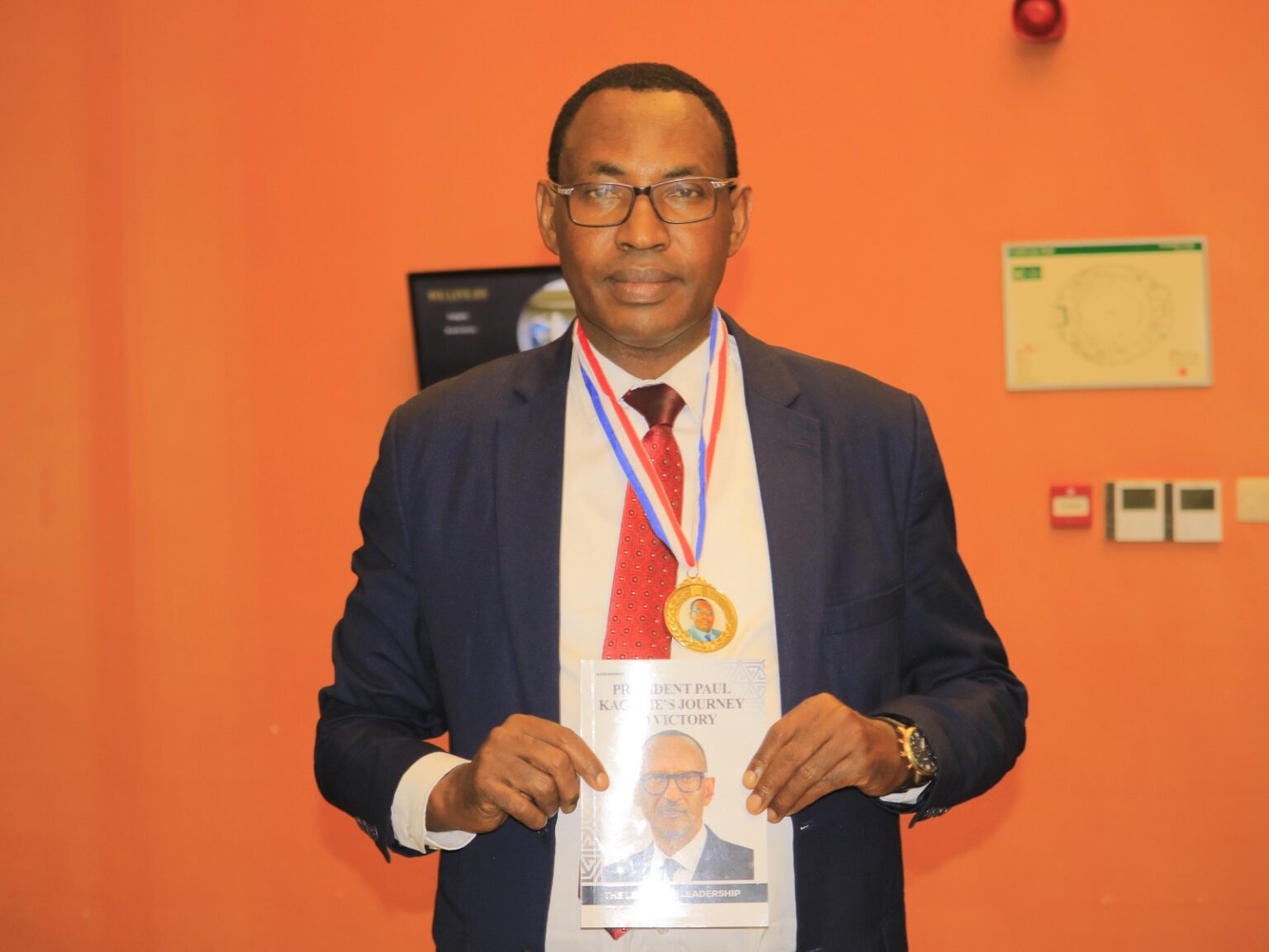 Hategekimana Richard akomeje kuvuga ibigwi n’ubutwari bwa Perezida Paul ...