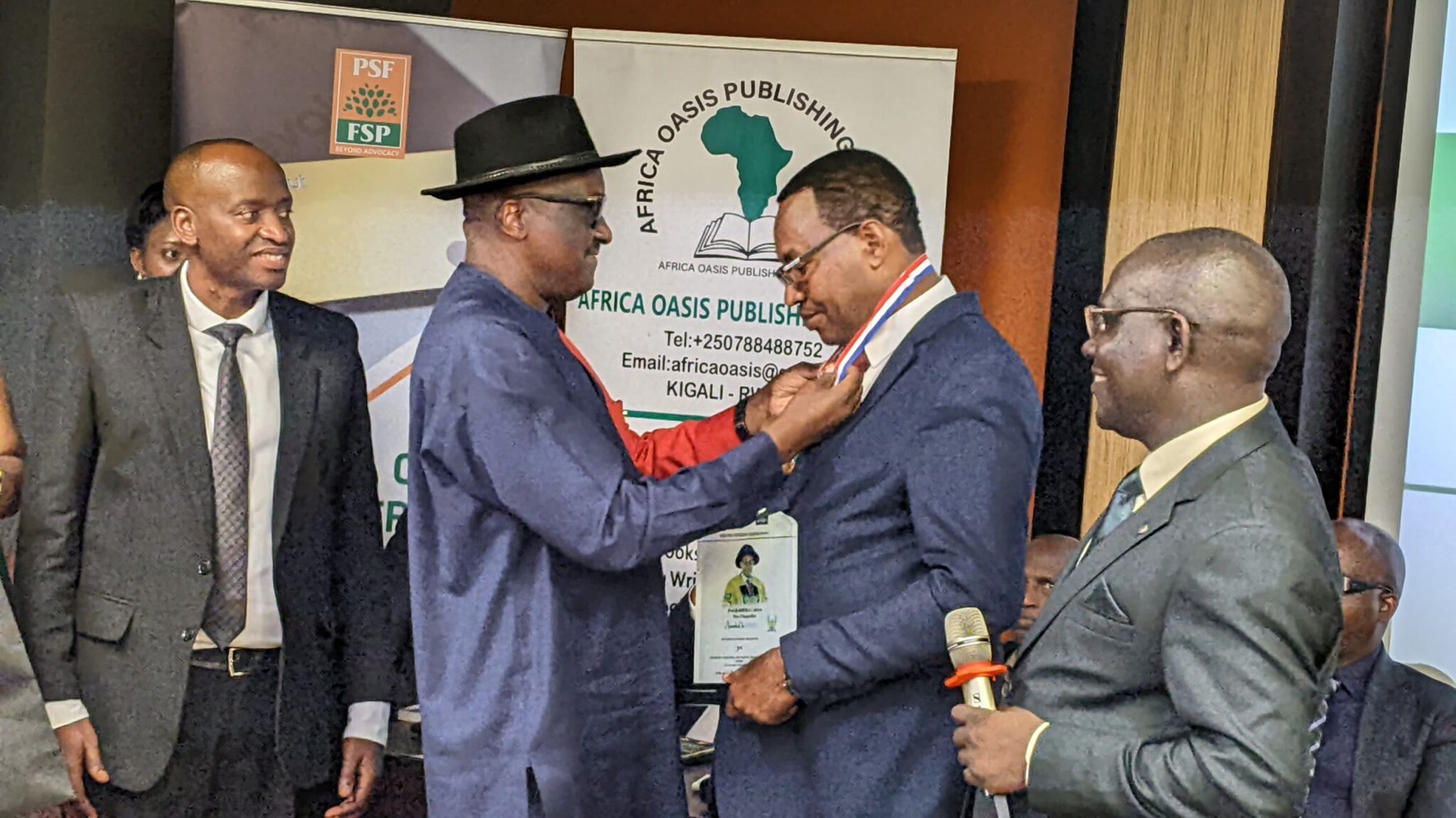 Hategekimana Richard akomeje kuvuga ibigwi n’ubutwari bwa Perezida Paul ...